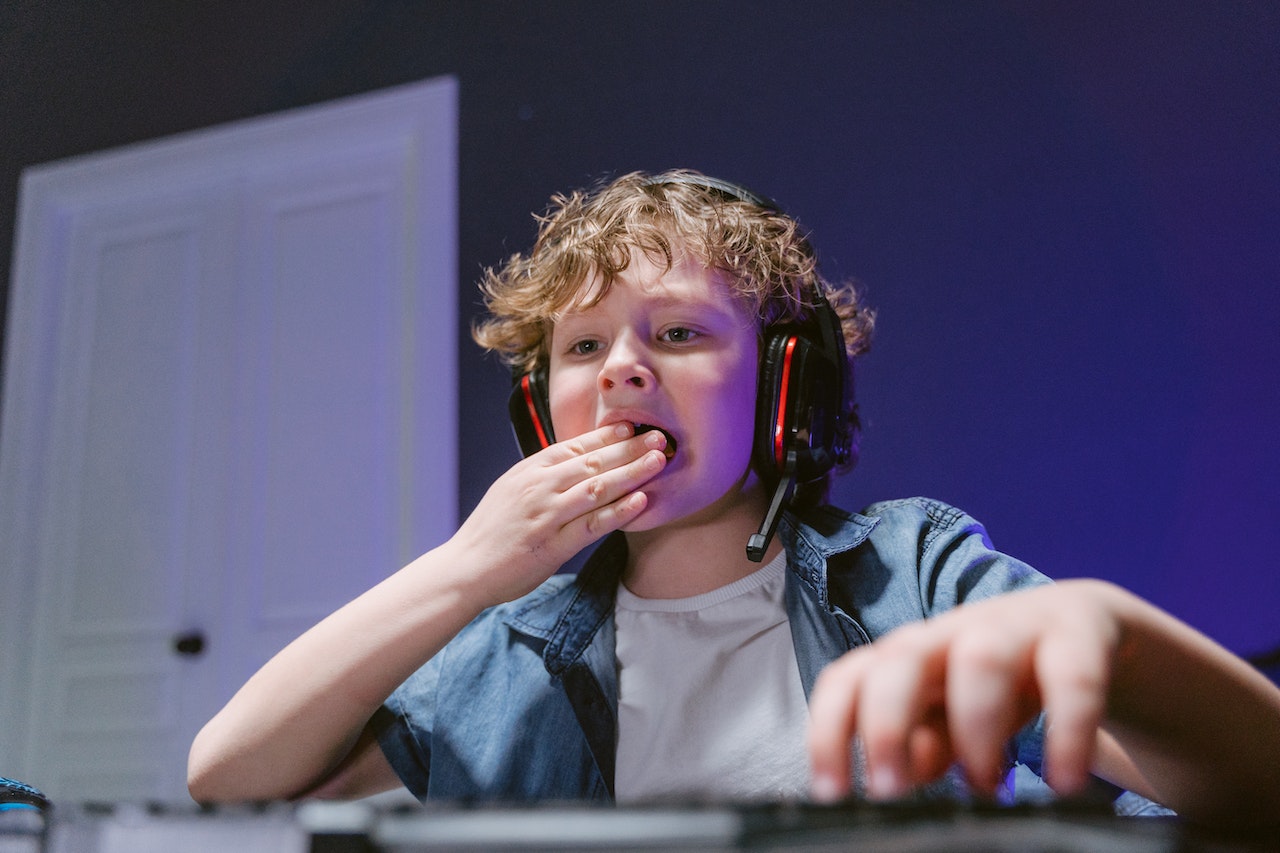 How to Control and Monitor Your Child's Gaming Habits - The Digital Parents