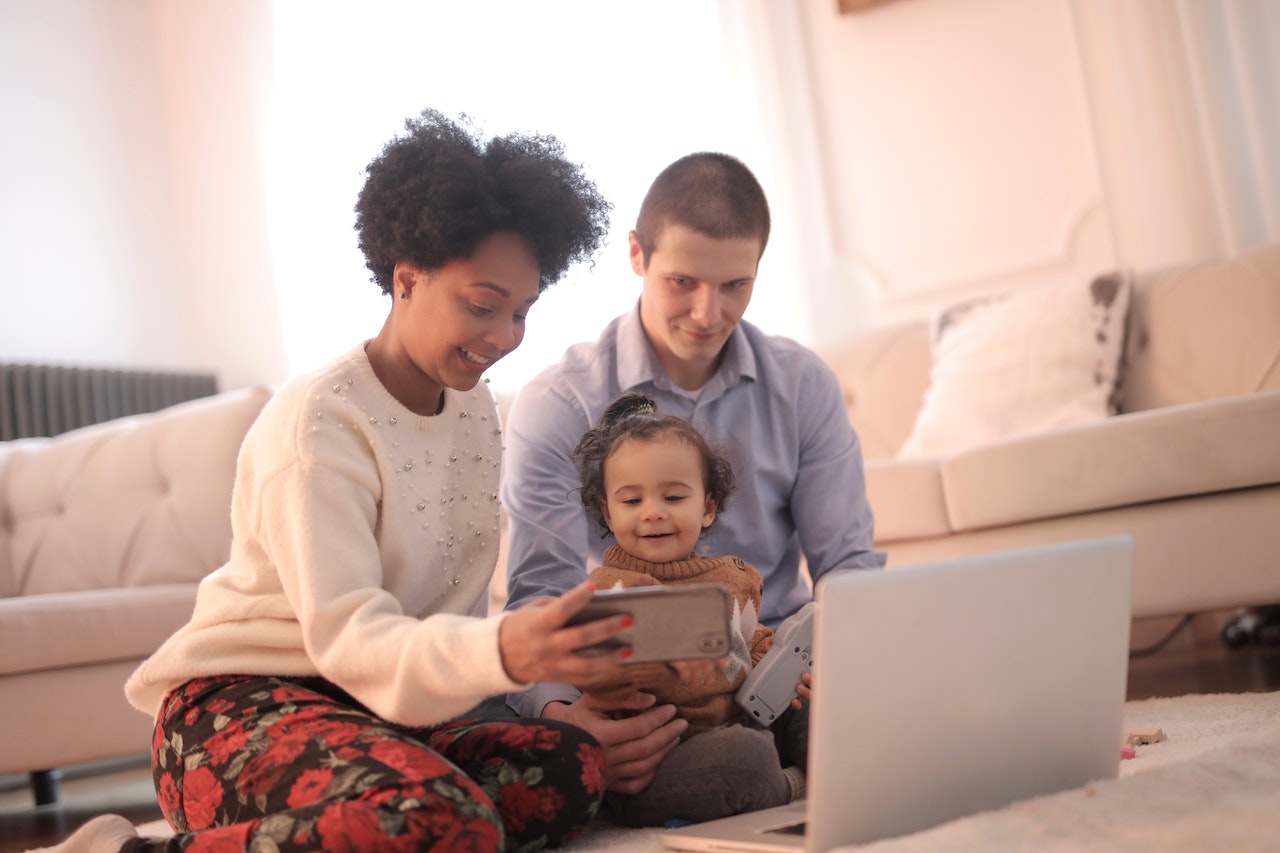 How to Help Children Develop Healthy Relationships With Technology ...