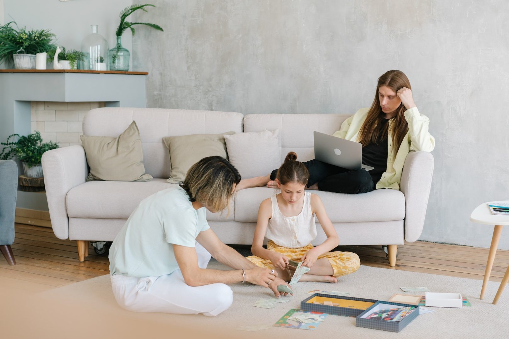 How Can Parents Support their Children in Critical Thinking at Home ...