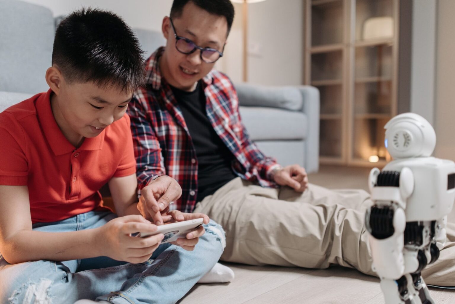 What Apps Should a 10-Year-Old Have - The Digital Parents