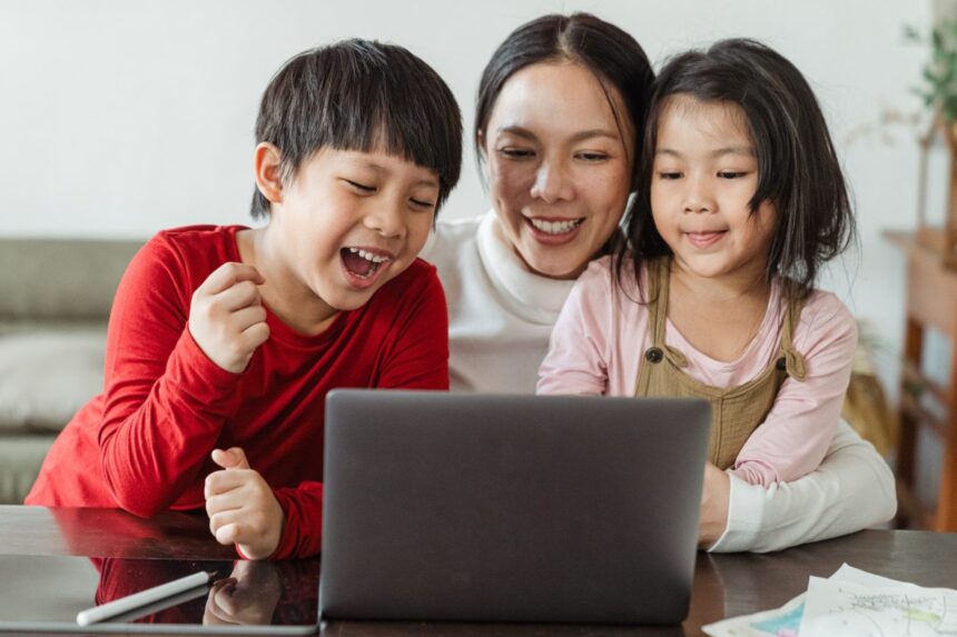Should Parents Limit Their Use of Social Media - The Digital Parents