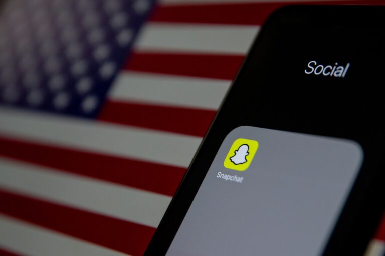 How to Block Inappropriate Content on Snapchat - The Digital Parents