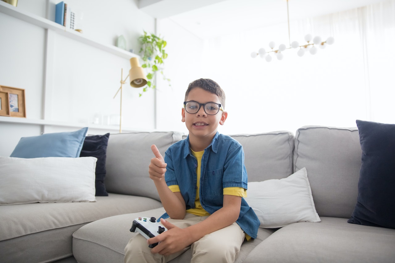 Healthy Video Game Time Limits by Age - The Digital Parents