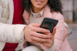 How to Block Inappropriate Content on Snapchat - The Digital Parents