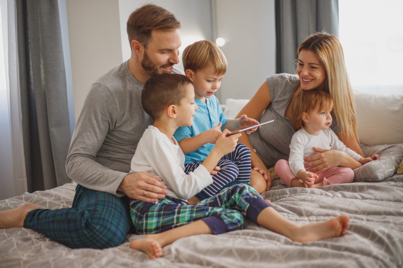 How to Protect Your Child From Online Scams and Fraudulent Websites ...