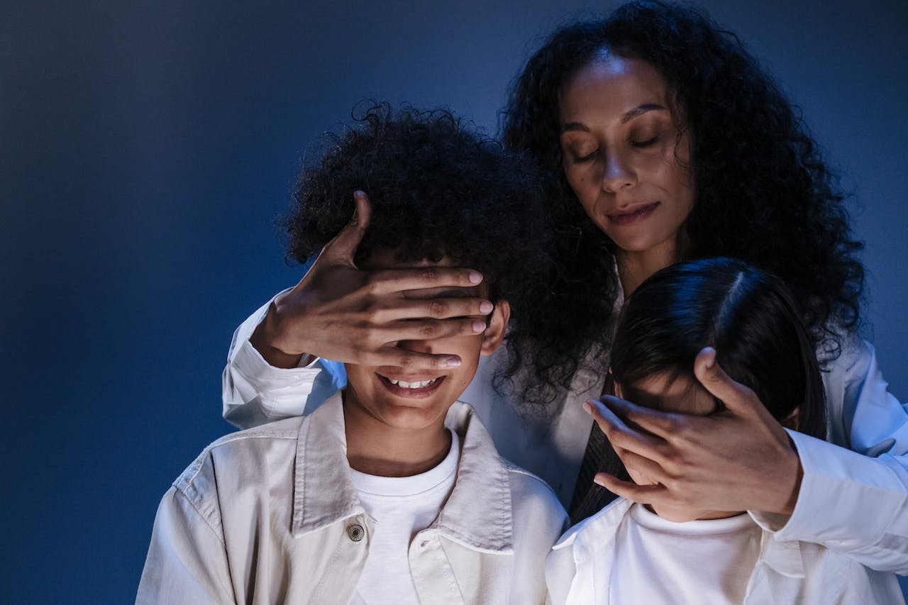 Effects of Inappropriate Content to Minors - The Digital Parents