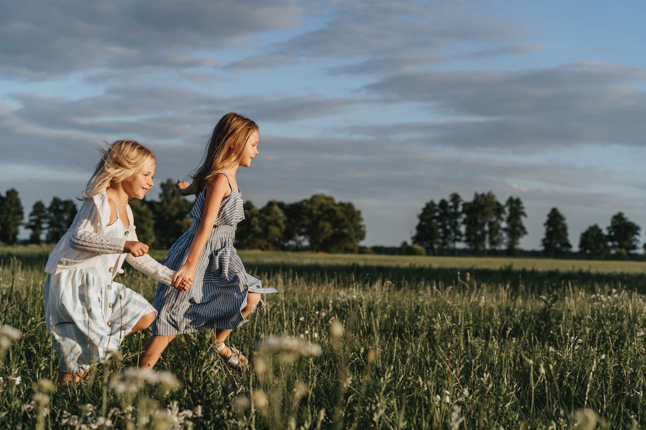 How to Get my Child Into Modeling - The Digital Parents