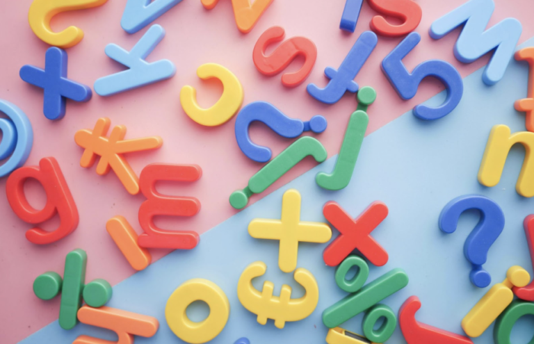 How to Teach Kids to Read: A Simple Guide - The Digital Parents